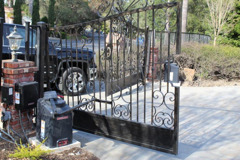 How to Fix an Automatic Gate That's Not Responding to the Remote Control - Bay Area Lions Gate ...
